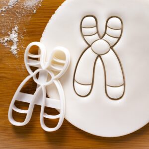 set of 3 dna themed cookie cutters (designs: dna, chromosome and chromosome y), 3 pieces - bakerlogy