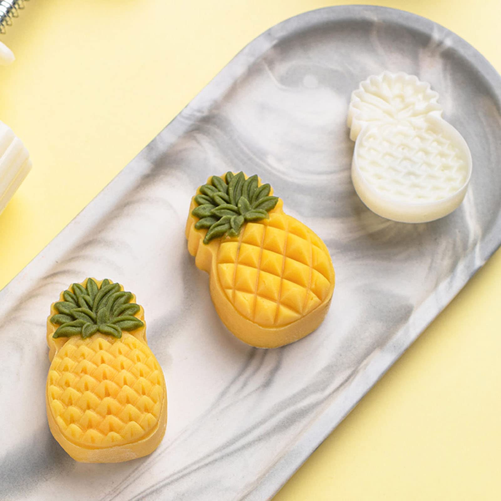 HOWEDING 50g Cute Pineapple Shaped Pastry Moulds Mooncake Molds Mooncake Stamps Hand Pressure Plastic Material Baking Accessories mooncake stamp 50g