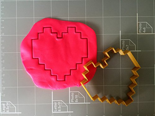 8-bit Heart Cookie Cutter