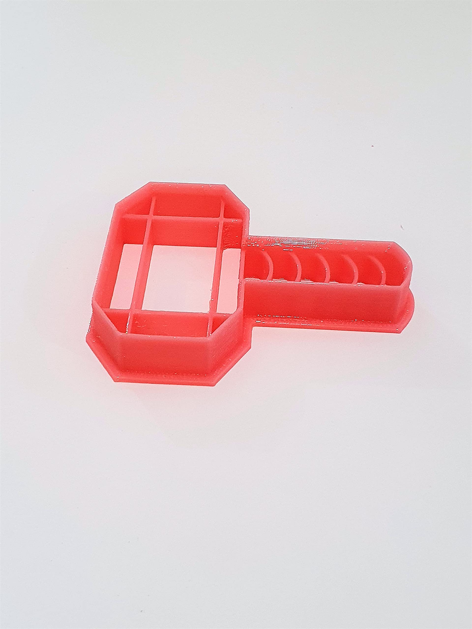 T3D Cookie Cutters Thor Hammer Cookie Cutter, Suitable for Cakes Biscuit and Fondant Cookie Mold for Homemade Treats, 3.50In x 2.91In x 0.55In