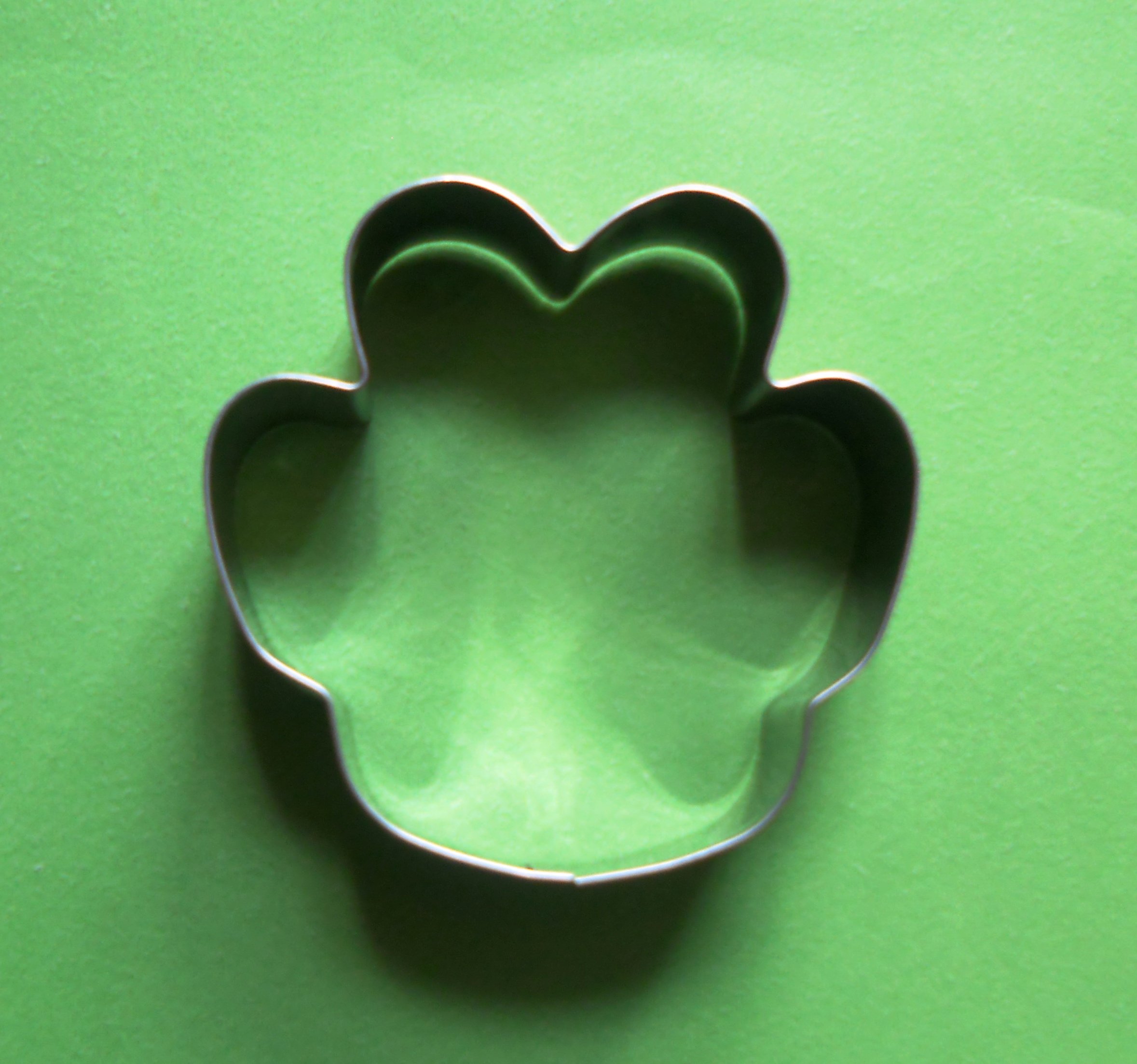 LAWMAN Dog Bone Cookie Cutter Paw Kennel Hydrant Fondant Pastry Biscuit Metal Baking 6 pcs Set