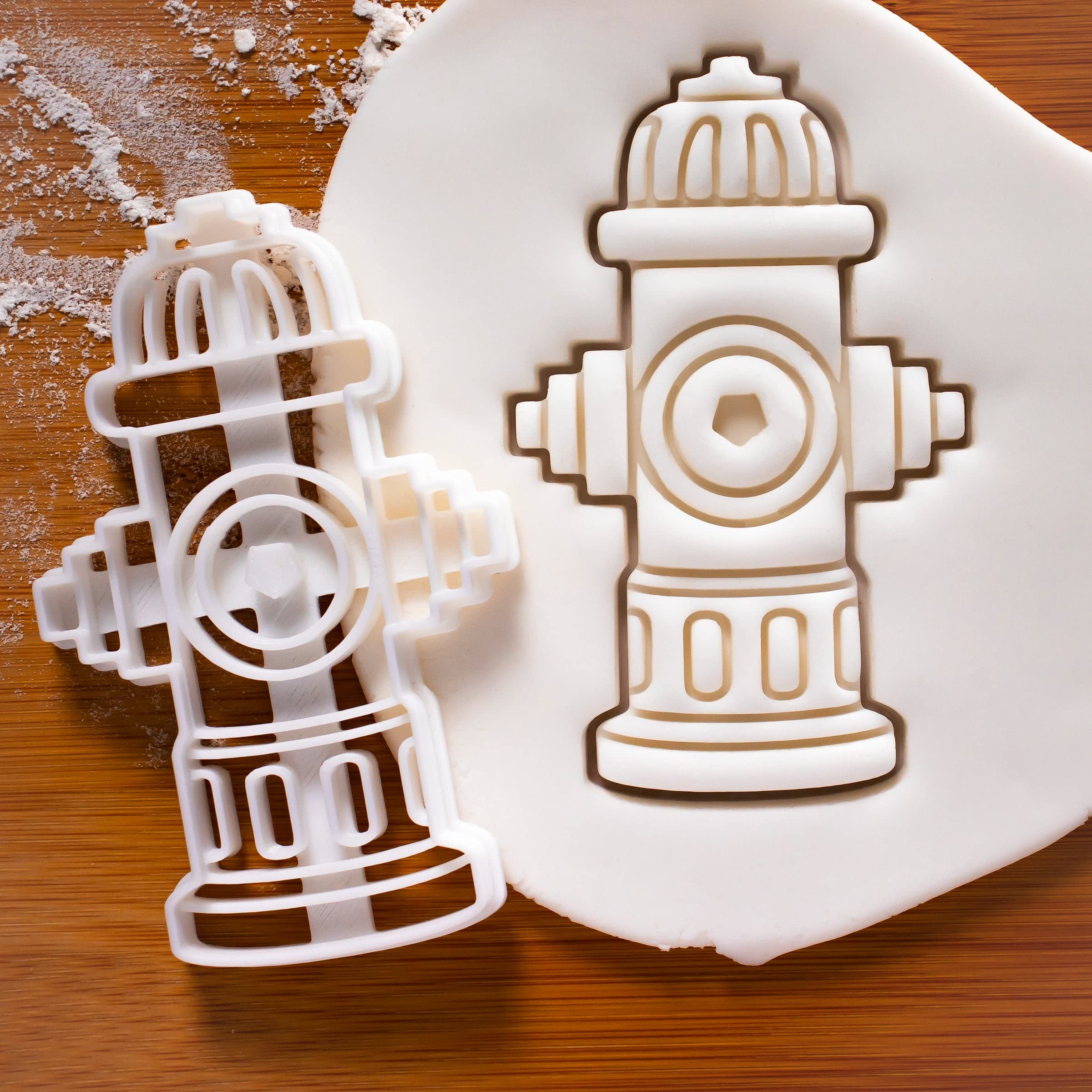 Set of 3 Fireman themed cookie cutters (Designs: Fire Truck, Fire Hydrant, and Fire Helmet), 3 pieces - Bakerlogy