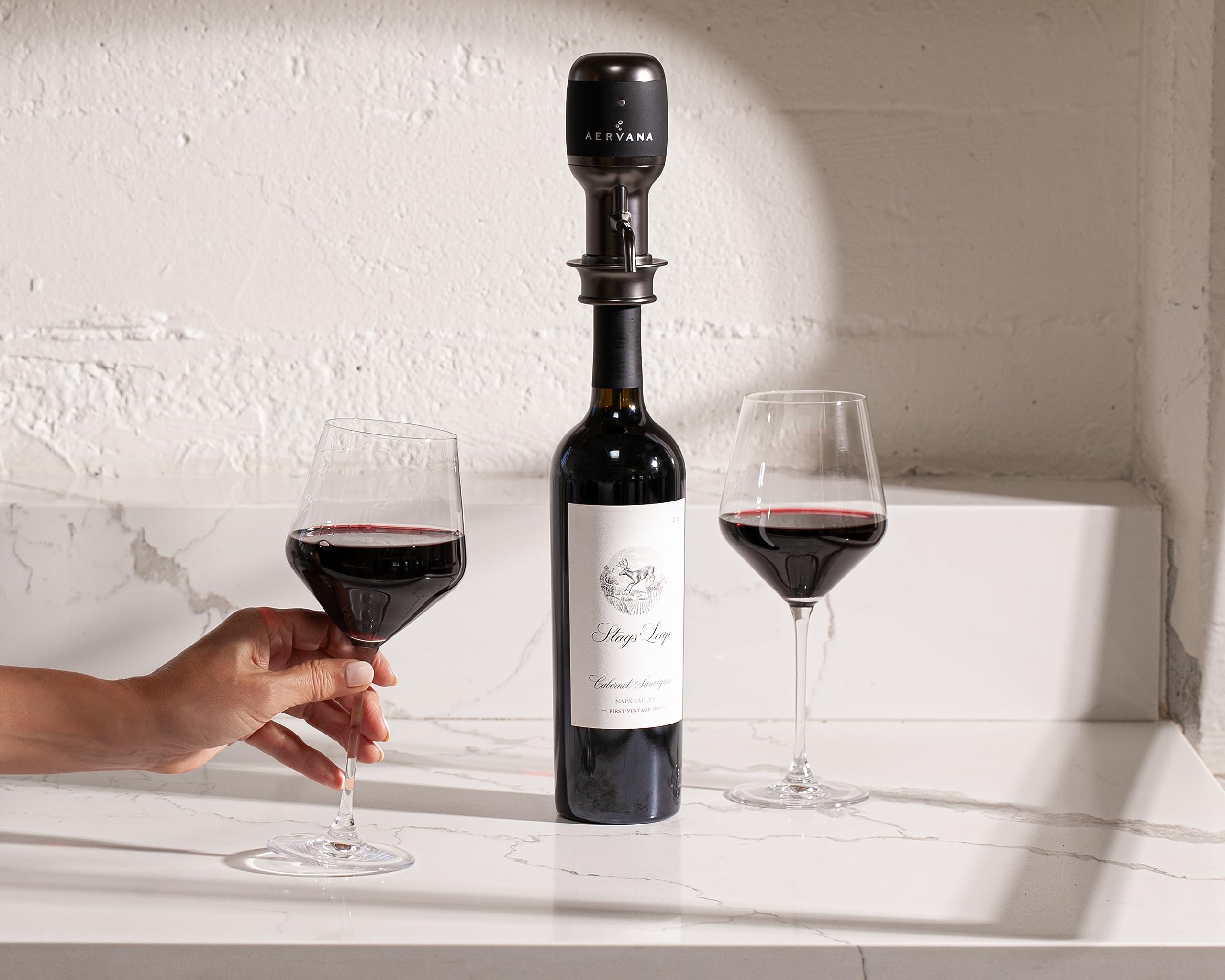 Aervana Select: Variable Electric Wine Aerator and Pourer/Dispenser - Air Decanter - Personal Wine Tap for Red and White Wine 750ml and 1.5l with Stand (New)