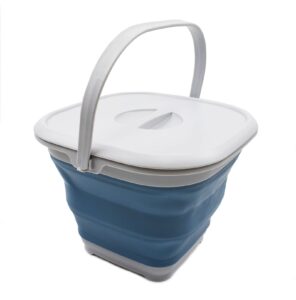 sammart 8.5l (2.2 gallon) collapsible square handy bucket with lid/foldable squarewater pail with lid/portable tub with handle and lid. size 31x31cm (grey/steel blue, 1)