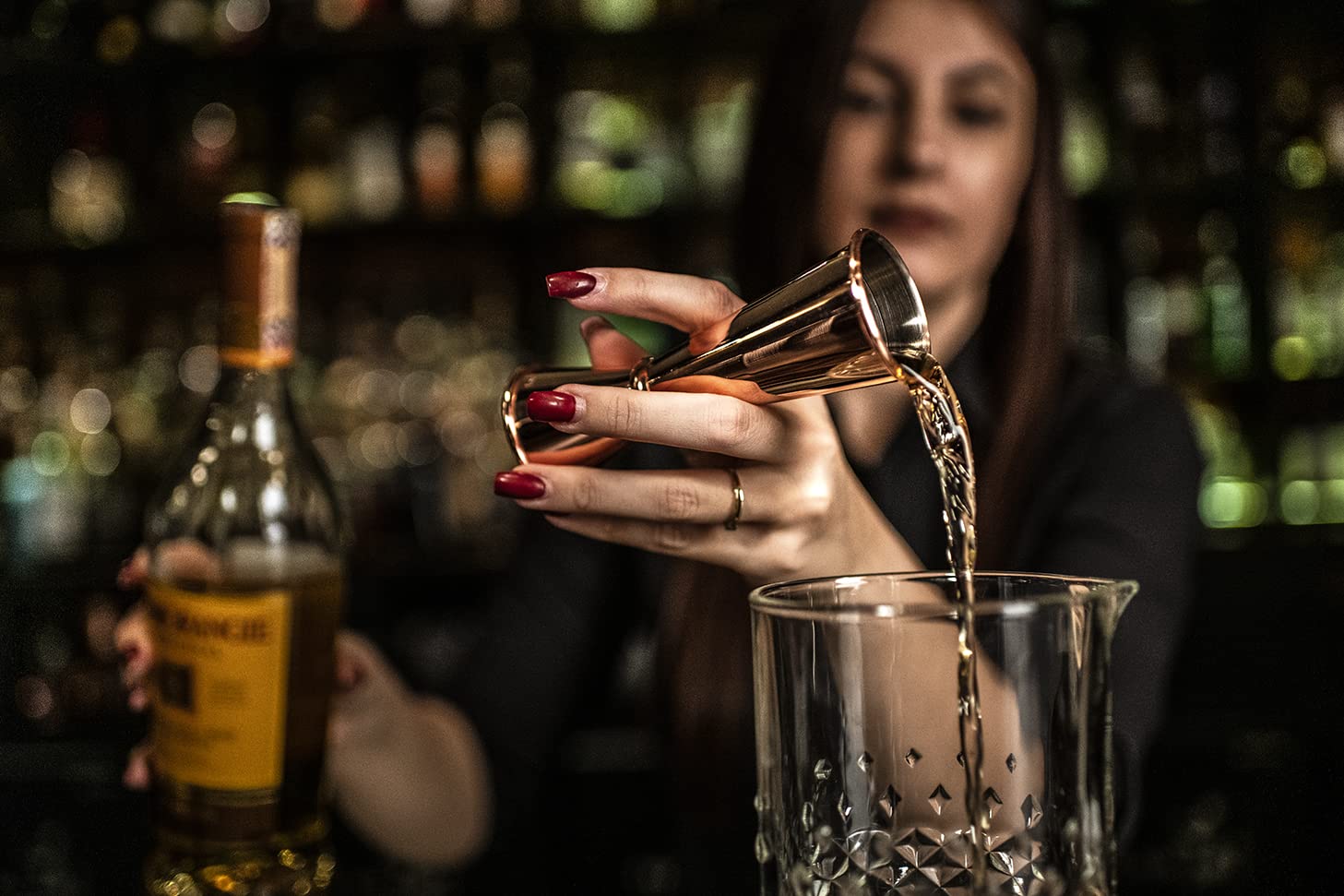 BARIANTTE Rose Gold Cocktail Jigger for Bartending, Jigger with Measurements Inside Double Jigger 2 oz 1 oz, Japanese Jigger Cocktail Measuring Cup, Bar Jigger Shot Measure Jigger Liquor Measurer