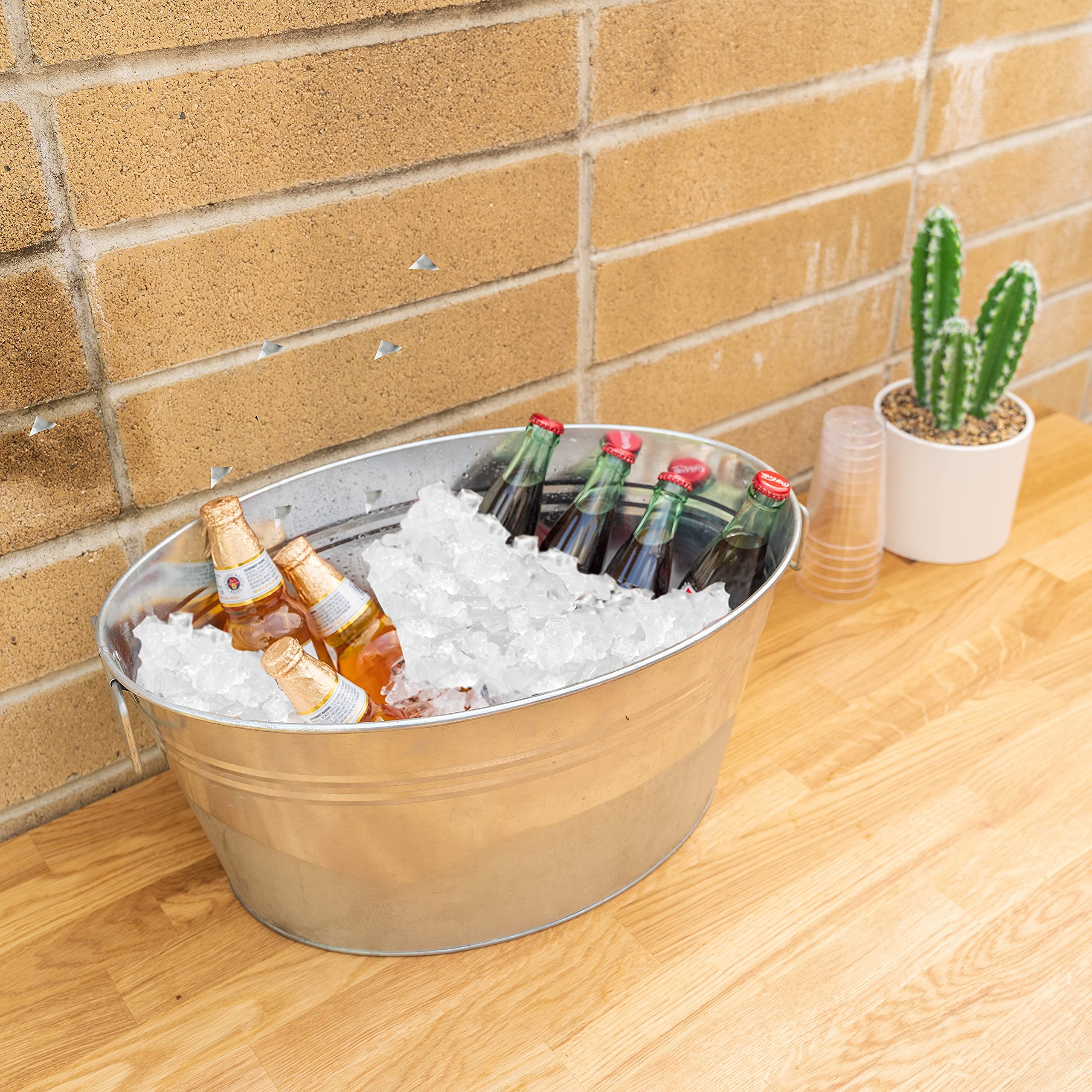 Simple Elements 6 Gallon Galvanized Tub - Multifunctional Ice Bucket - Beverage Tub for Parties, Events and Home Decor - Farmhouse Decor - Ice Tub - 2.97 Lbs - 19.25" L x 12.5" W x 9.25" T - Silver