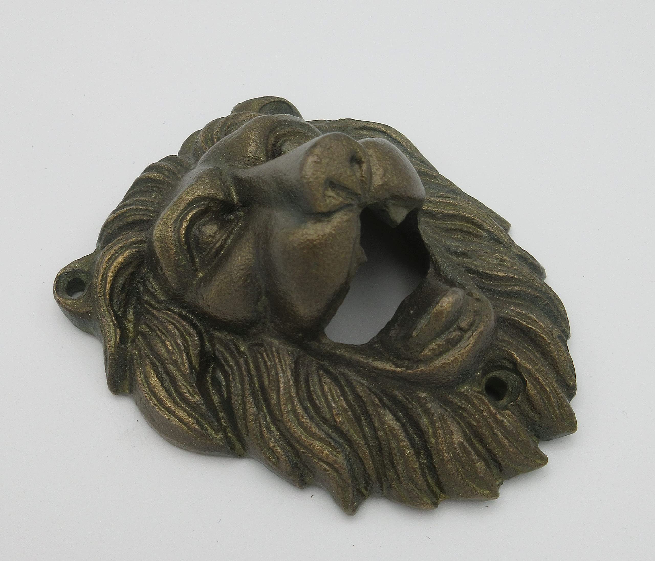 Cast Iron Wall Mounted Lion Head Themed Bottle Opener Bron e