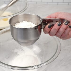 RSVP International Endurance® Stainless Steel Vintage One-Hand Sifter, 1 Cup | Top Cakes, Sift Flour, Marinade BBQ & More | Dishwasher Safe | Powder Sugar, Sift Flour, Spread Toppings & More