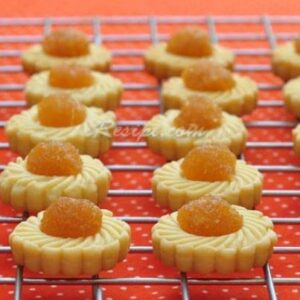 Pineapple Tart Jam Marmalade Thumbprint Linzer Cookies Stamps Circle Flower Sunny Edge Wave Cutter mold 2"