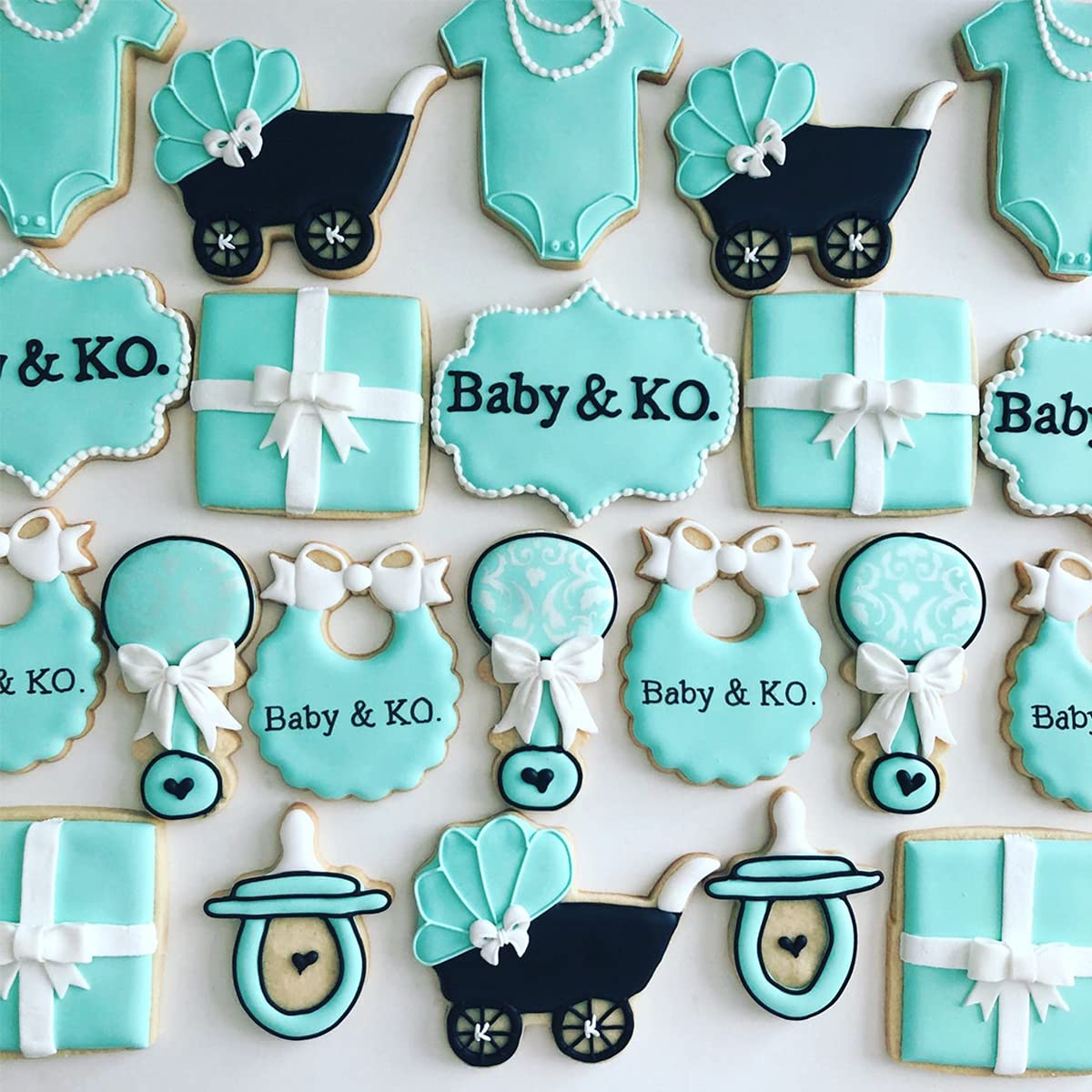 Little Man Themed Cookie Cutter Set Stainless Steel Mustache Bow Tie Neck Onesie Rattle Baby Bottle Photo Plaques Dough Fondant Biscuit Molds for Baby Shower