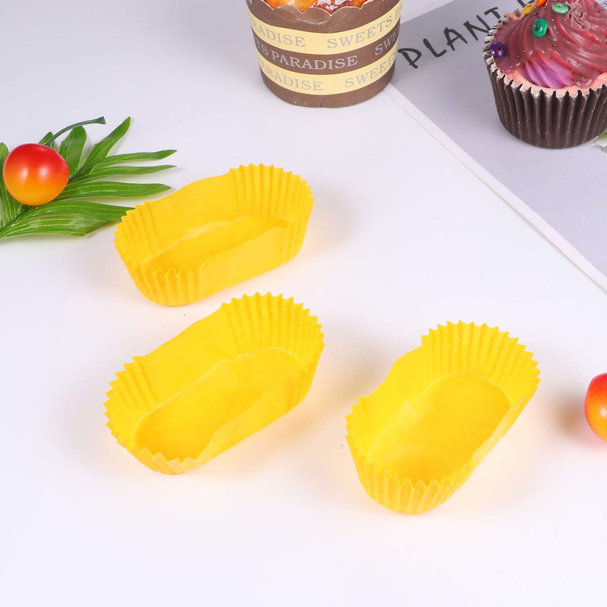 1000pcs Oval Cake Paper Cups Boat Shape Paper Tray Cake Cup Bread Baking Cups Grease Proof Cupcake Liners for Cake Balls Muffins Cupcakes Yellow