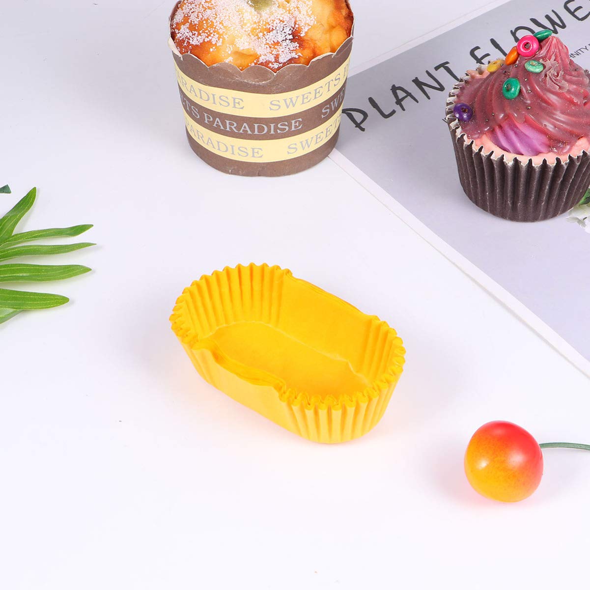 1000pcs Oval Cake Paper Cups Boat Shape Paper Tray Cake Cup Bread Baking Cups Grease Proof Cupcake Liners for Cake Balls Muffins Cupcakes Yellow