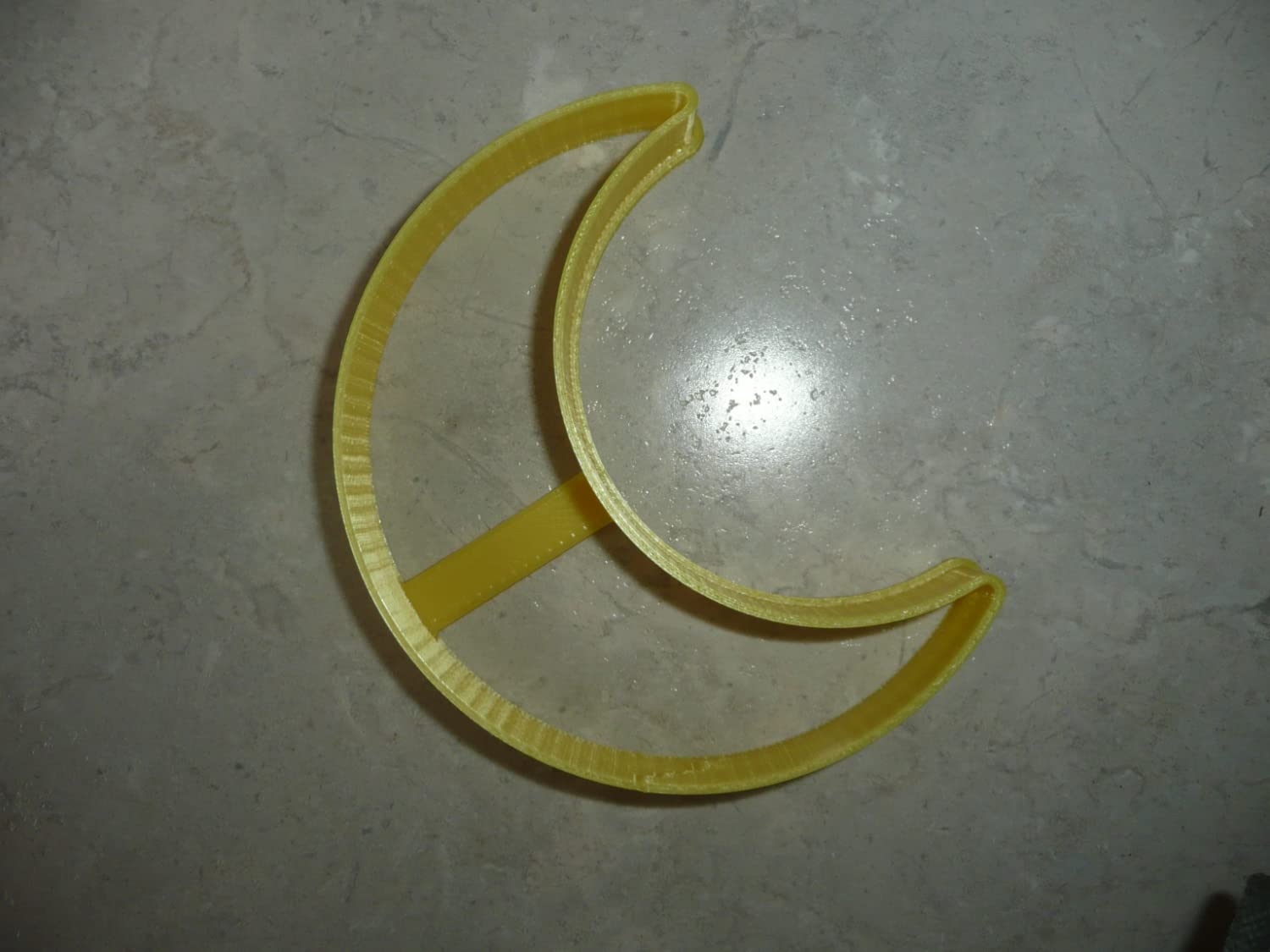 CRESCENT MOON SHAPE OUTLINE COOKIE CUTTER MADE IN USA PR4941