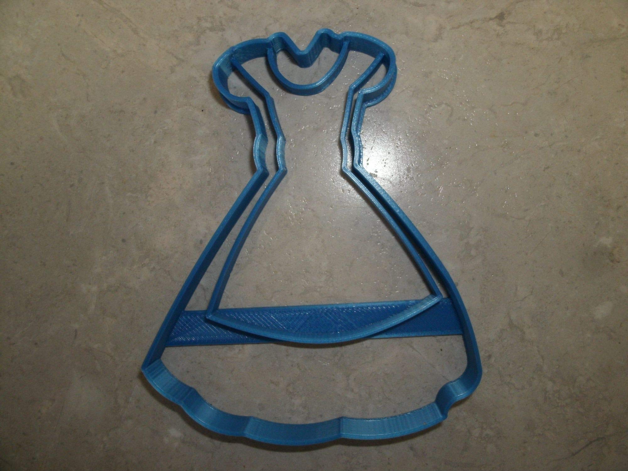 ALICE IN WONDERLAND ADVENTURES PRINCESS DRESS MOVIE CHARACTER COOKIE CUTTER USA MADE PR2912