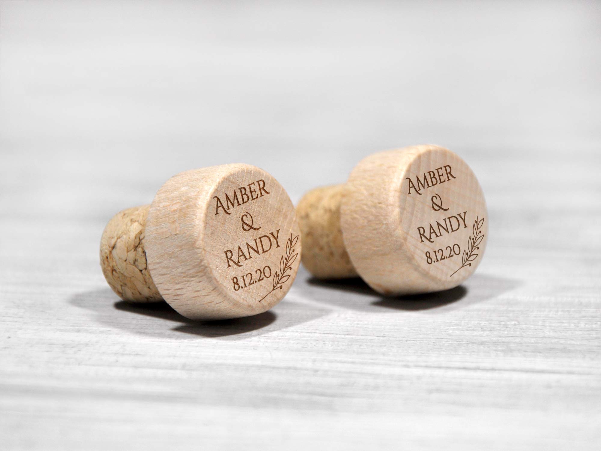 Custom Wine Stopper Personalized Party Favors Etched Wine Corks Housewarming Gift for Couple Engraved Wine Bottle Toppers Keepsake Gift Wine Gifts Personalized Wedding Gift Wine Stoppers Bulk