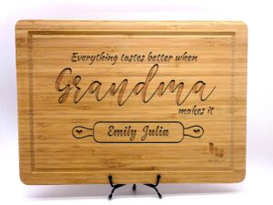 personalized gifts for mom kitchen, cutting board, custom engraved serving platter, customized mom and grandma gift, decor for mother's kitchen, engraved kitchen sign, different design options