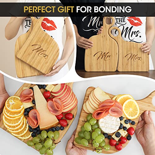 DELUXY Mr & Mrs Cutting Board & Cheese Board- Wedding Gifts for Couples Unique 2023, Mr and Mrs Gifts, Couples Gifts for Him and Her, Bridal Shower Gifts for Bride, Cool Engagement Gifts, Anniversary