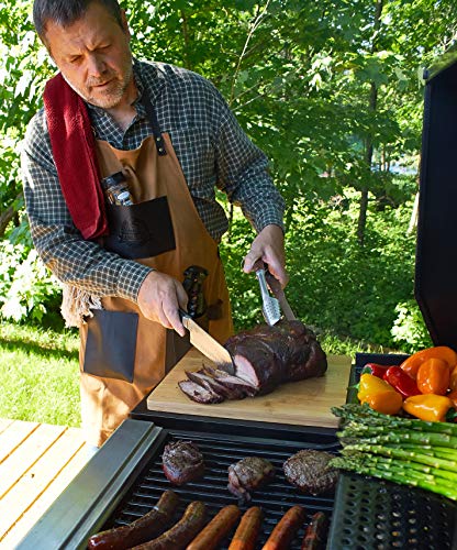 Pit Boss Wooden Magnetic Cutting Board