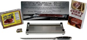 jerky maker cutting board with professional slicing and carving knife 8oz pack of seasoning and how to book (1)