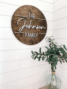 personalized round family wall sign, personalized 3d wood sign, farmhouse style family wall sign, personal wall decoration, 3d wall decor