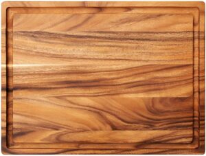 villa acacia wood cutting board (24 x 18 x 1.25, acacia + groove)