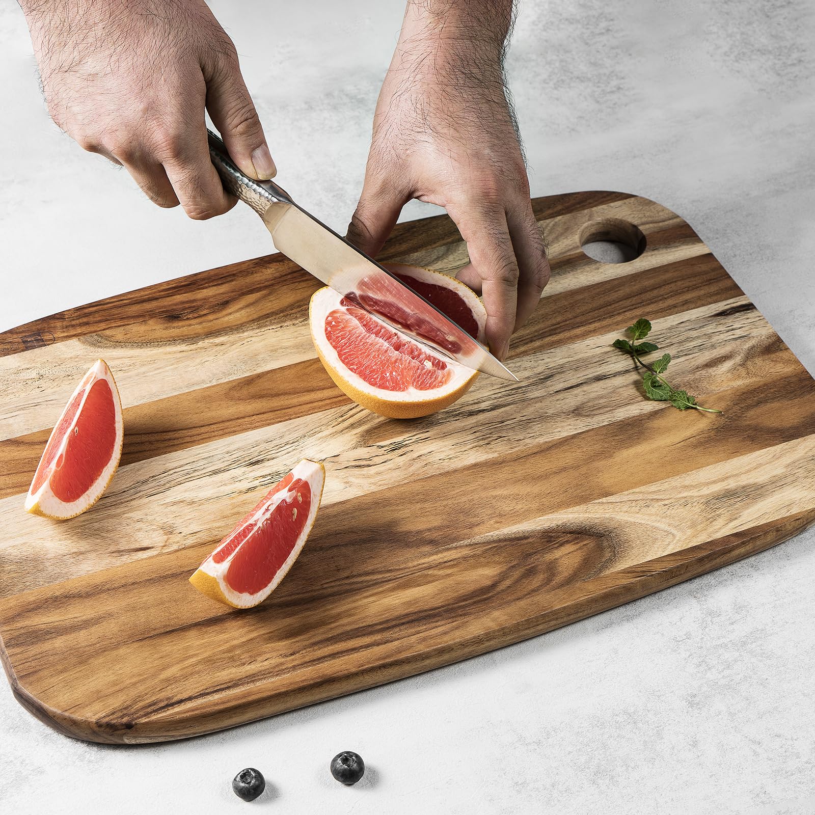 Acacia Wooden Cutting Board,JF JAMES.F Heavy Duty Wood Chopping Boards with Hang Hole, Thick Reversible Cutting Boards Serving Tray for Kitchen, Meat and Cheese Vegetables(18.11 x 11.81 x 0.71 in)