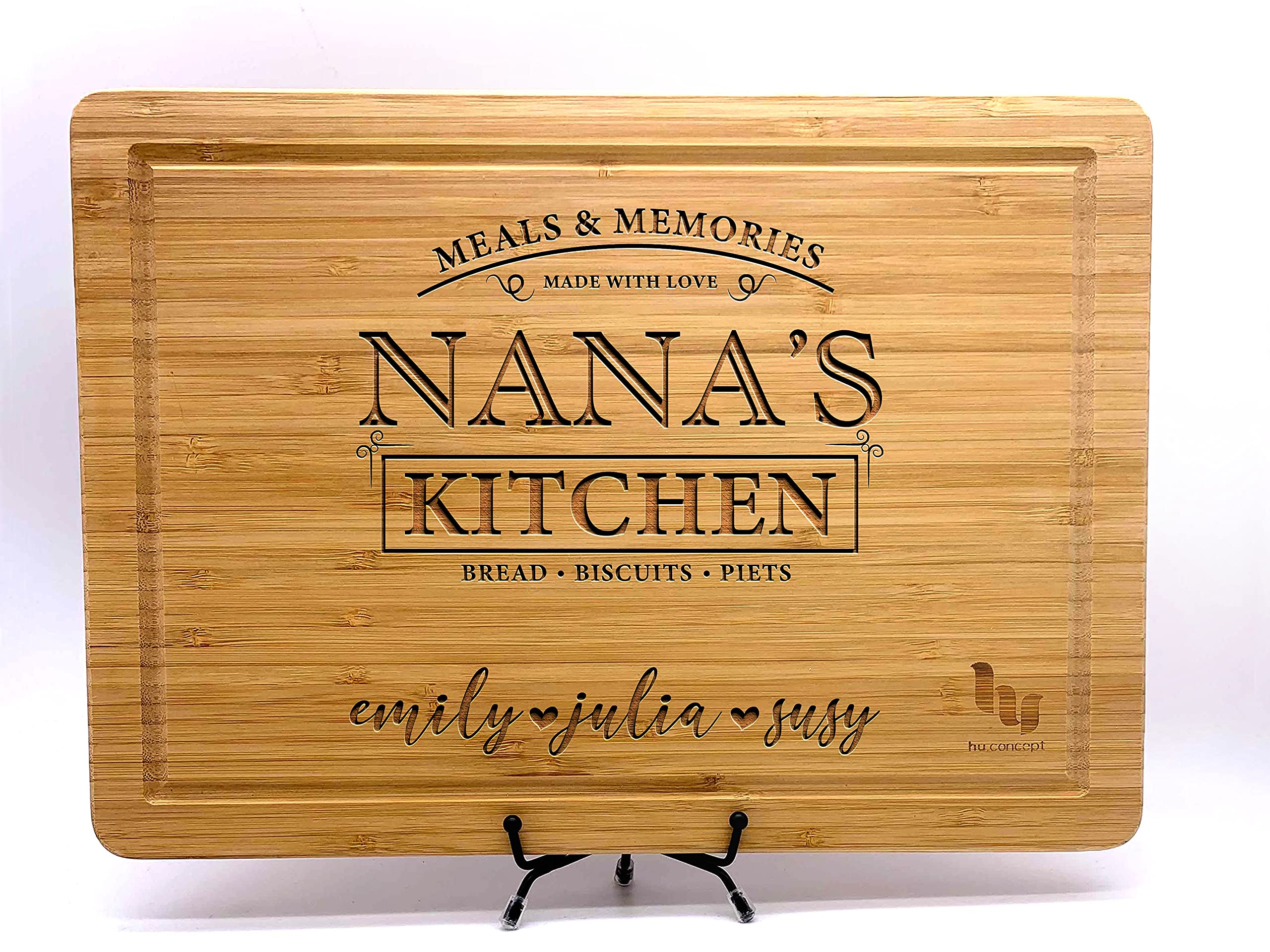 Personalized Cutting Board for Mom or Grandma, Custom Engraved Name and Text, Customized Mom and Grandma Gift from Daughter or Son, Kitchen Sign with Stand, 12 Designs and 3 Sizes