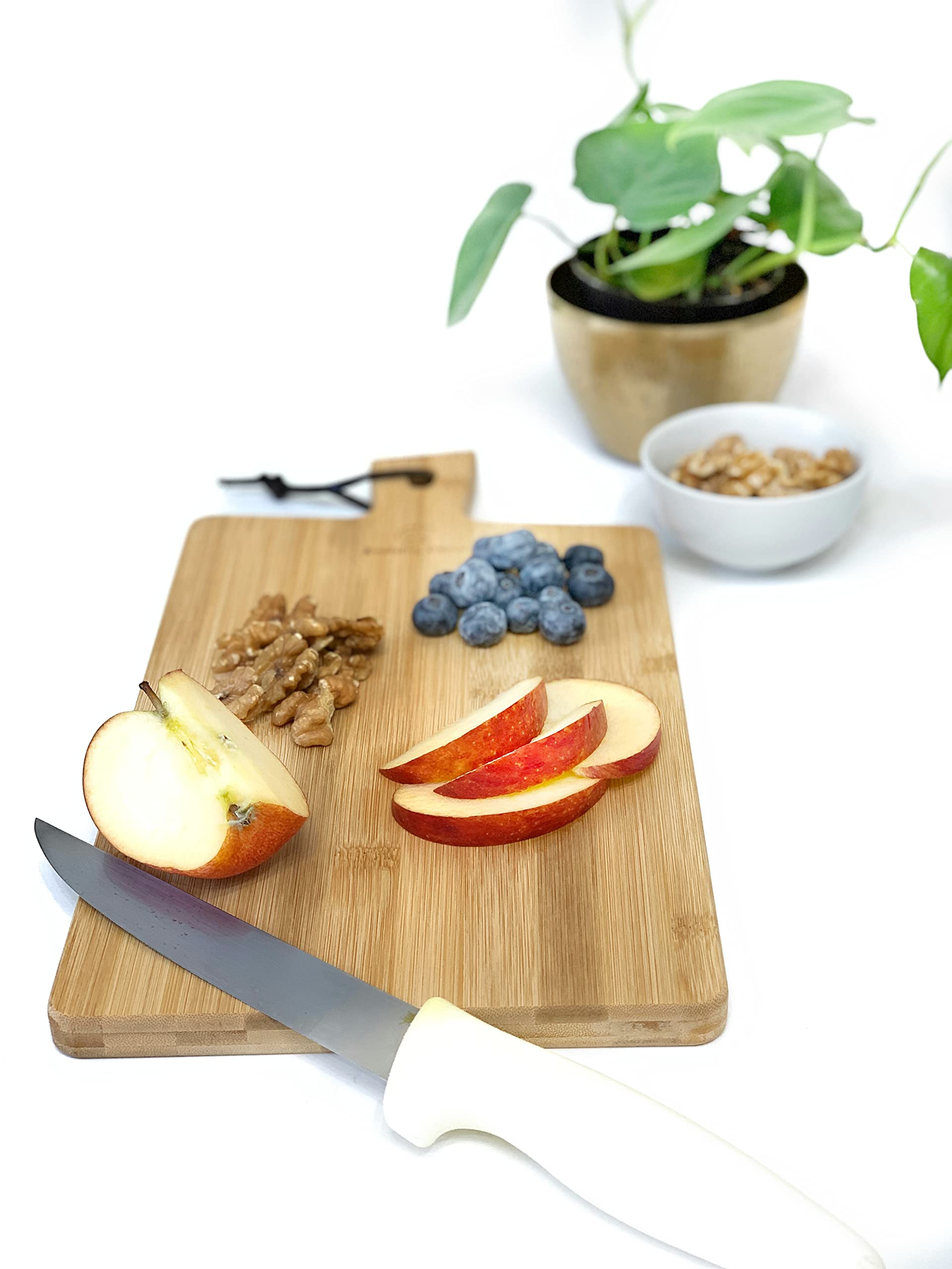 Bamboo Cutting Board (wood, 14 x71/2 x1/2)