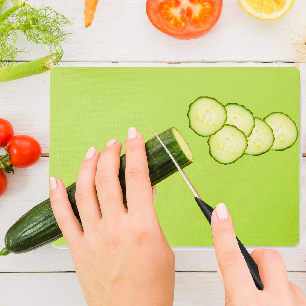 CHEF GRIDS Durable Plastic Cutting Board Set, Chopping Board Plastic, for Vegetable Meat or Cheese | Dishwasher Safe | Pair of MD Protective Gloves