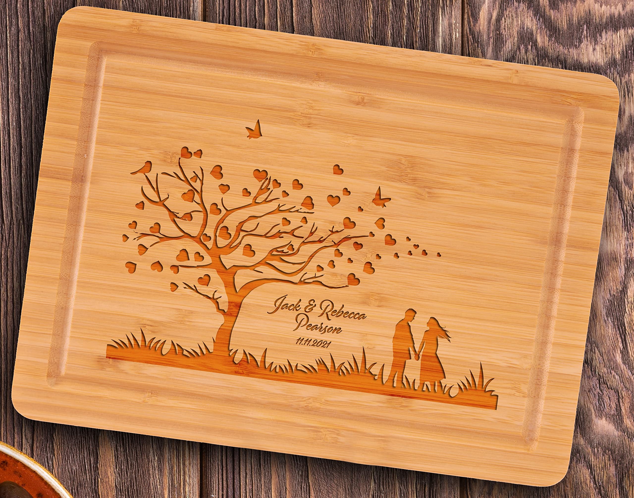 Family Love Tree Personalized Cutting Board, Custom Couple Names cutting board, Laser engraved Chopping board for Wedding, anniversary, Mother's Day gift