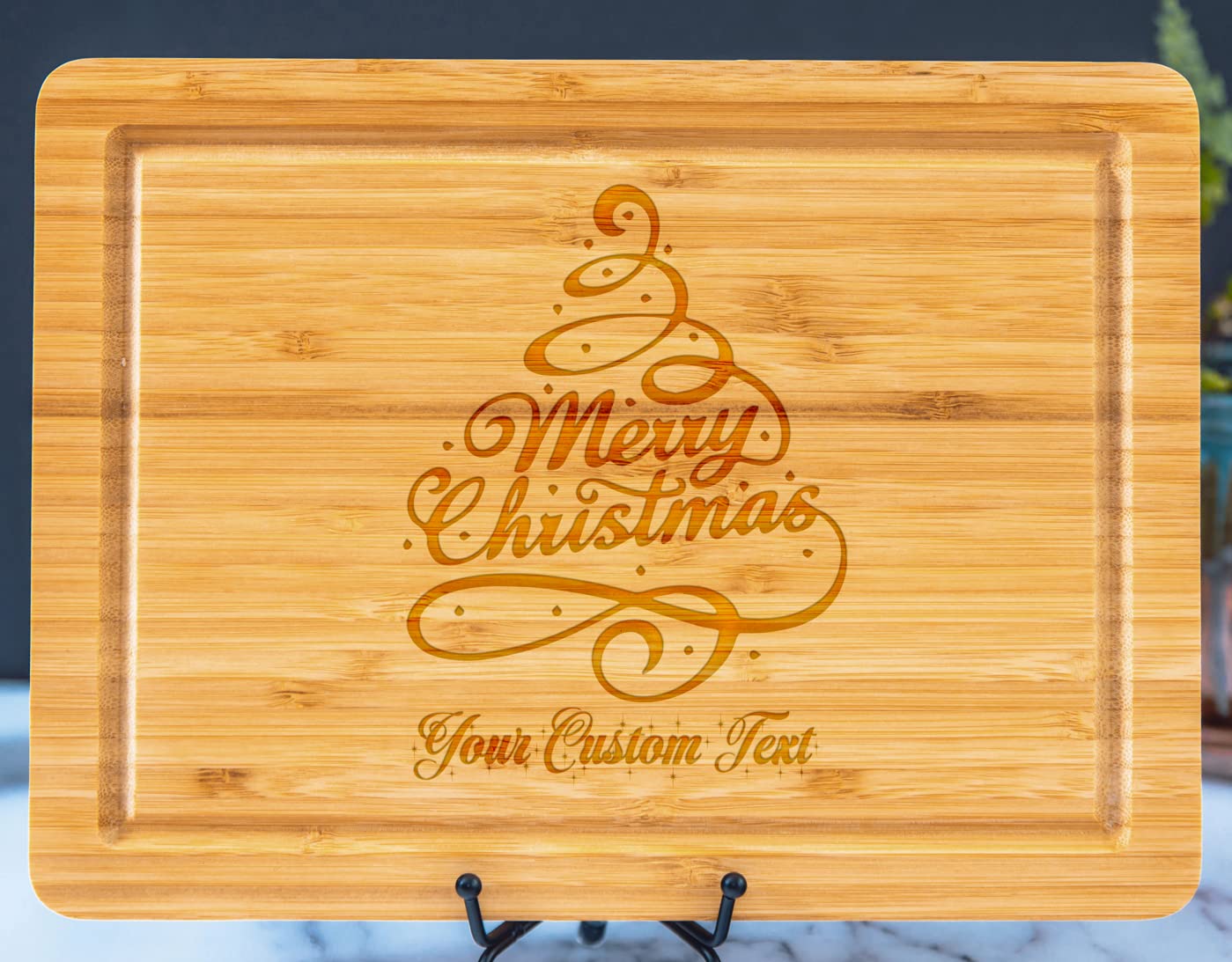 Merry Christmas Cutting Board, Personalized Christmas Decoration Board, Gift for Mom,Grandma, Couples, Unique Gift For Holiday Season, Customize Cutting Board