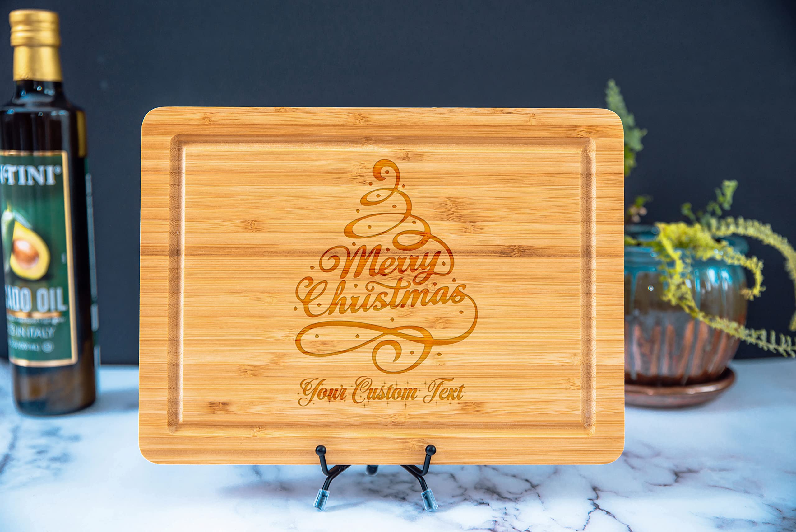 Merry Christmas Cutting Board, Personalized Christmas Decoration Board, Gift for Mom,Grandma, Couples, Unique Gift For Holiday Season, Customize Cutting Board