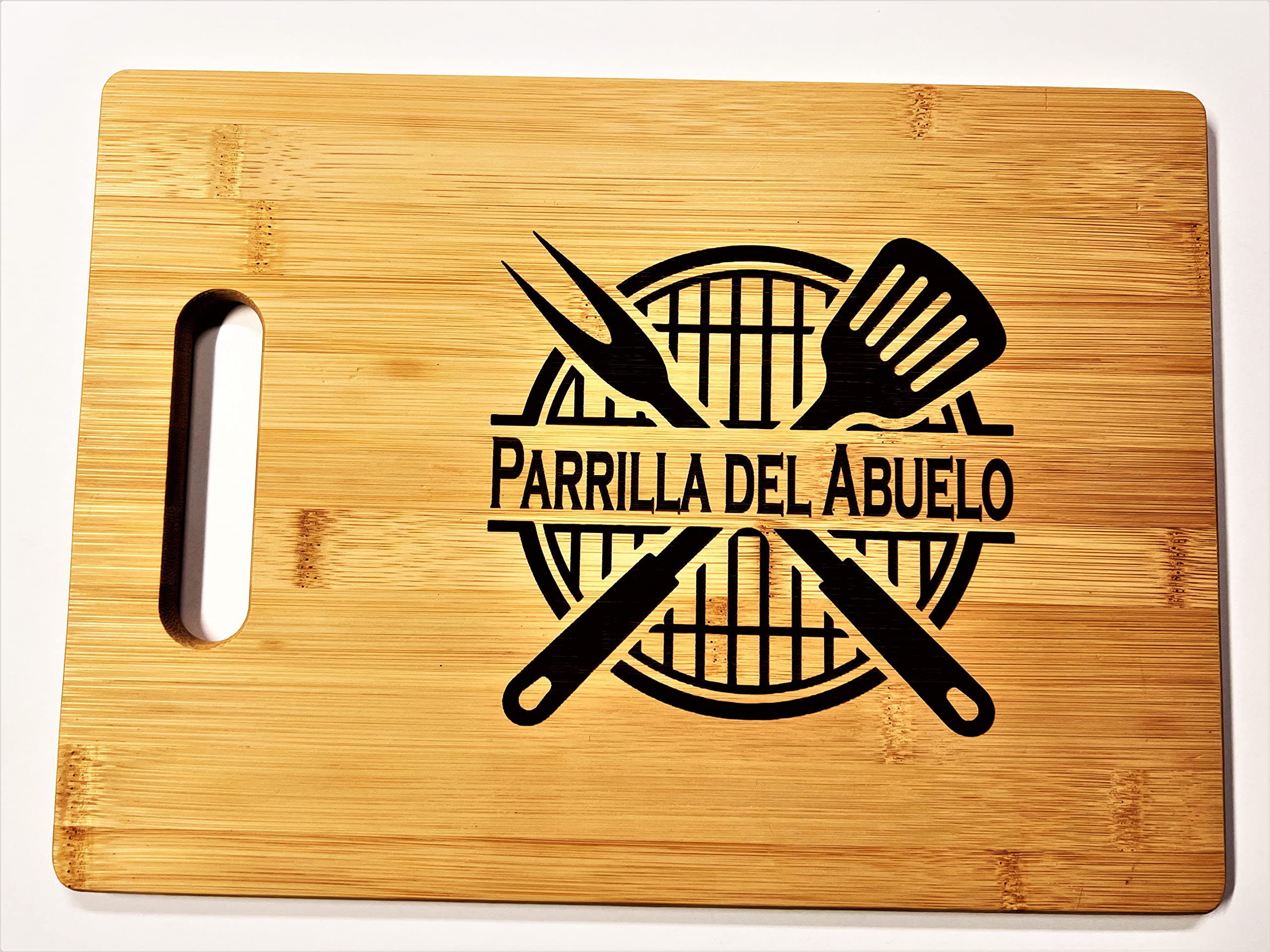 Parrilla del Abuelo Engraved Bamboo Wood 9.5x13 BBQ Cutting Board with Handle for Mexican Spanish Hispanic Grandfather or Father's Day