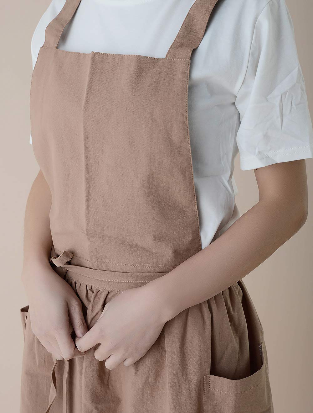 FADUOFA Cotton Linen Apron Japanese Style Waterproof Aprons With Pockets for Kitchen Cafe Flower Shop Smock (Light Brown)