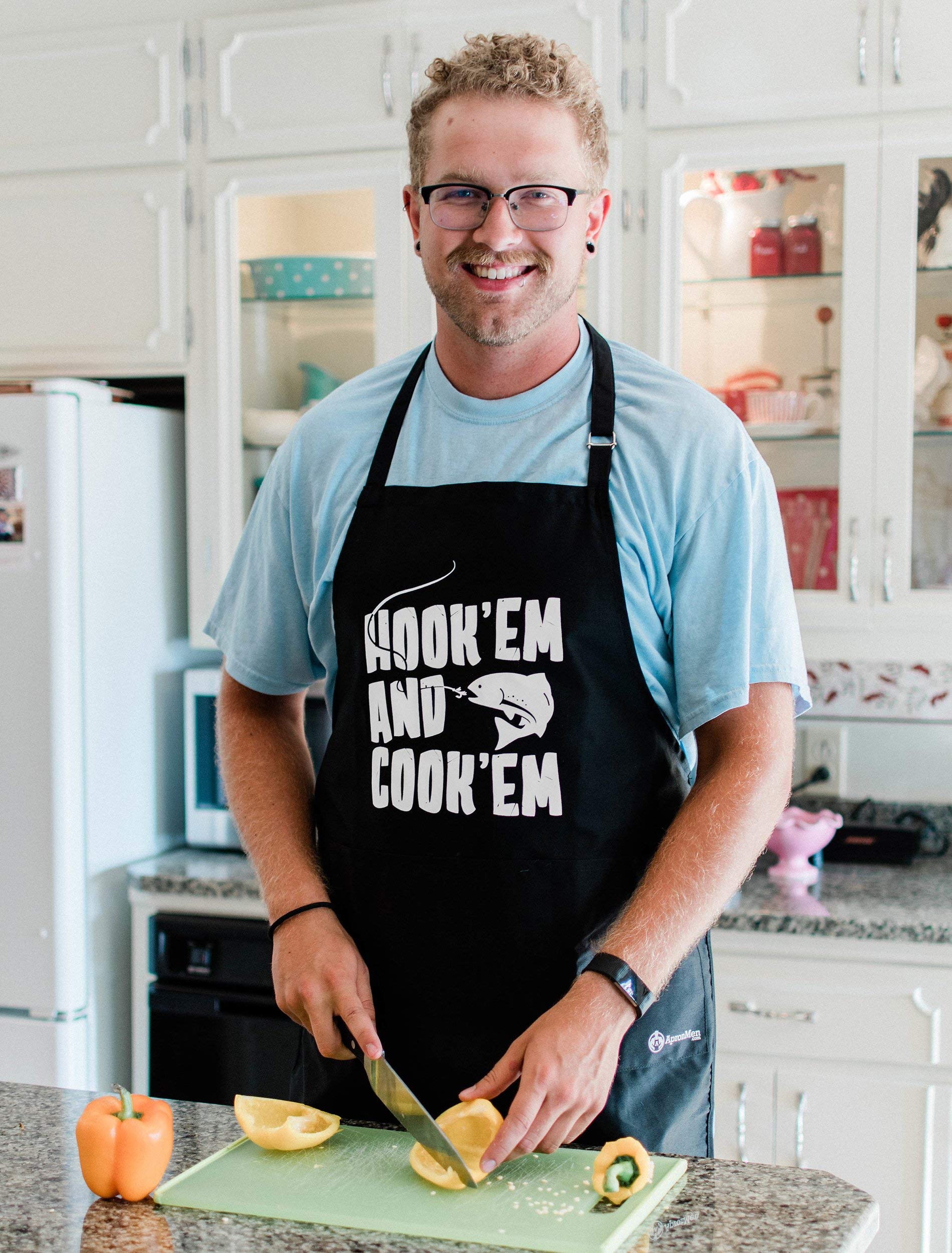 ApronMen, Hook 'Em Cook 'Em Funny Fishing Redneck Apron - Great BBQ Grilling Gifts for Dad - Adjustable One Size Fits All - Chef Kitchen Aprons for Men