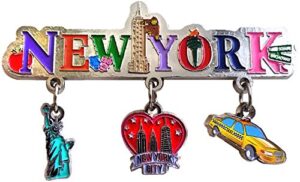 new york city 3 charm dangle metal magnet- featuring taxi, big apple and statue liberty