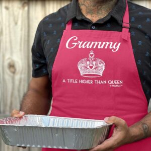 Grammy a Title Higher Than Queen Funny Apron for Kitchen BBQ Barbecue Cooking Baking Crafting Gardening Two Pocket Apron for Grandma or Mom Heliconia