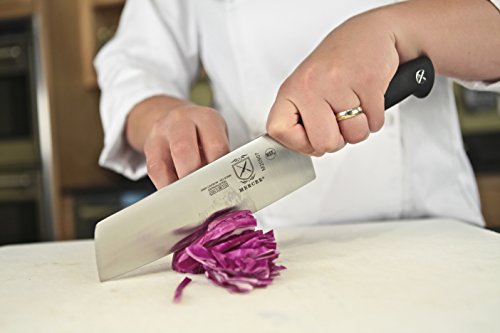 Mercer Culinary M20907 Genesis 7-Inch Nakiri Vegetable Knife,Black