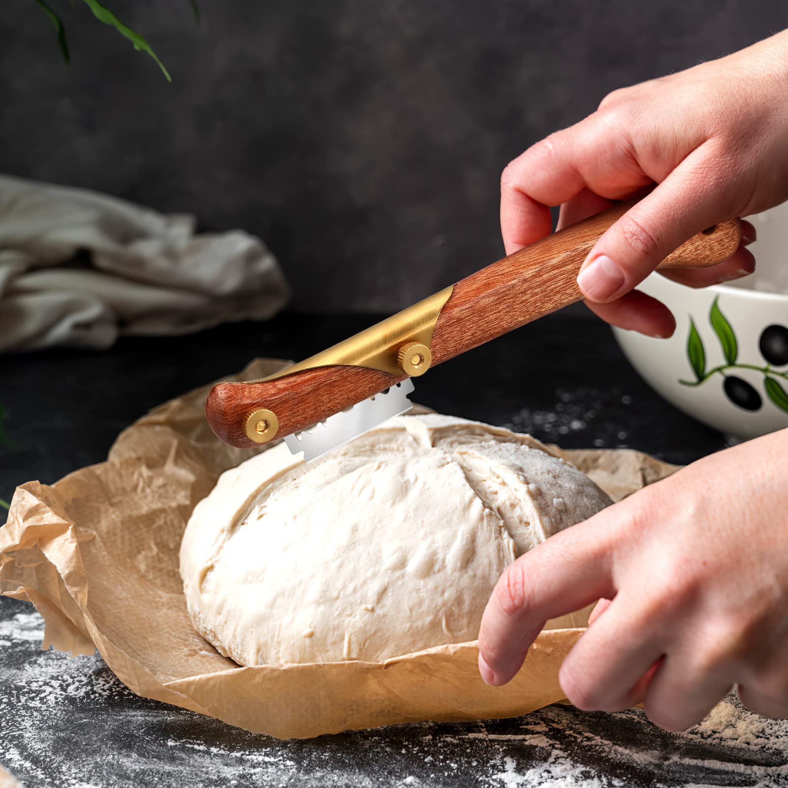 Bread Lame Sourdough Scoring Tool: Wood Handle Bread Razor - Lame Bread Tool With 5 Razor for Pizza Cake Bread