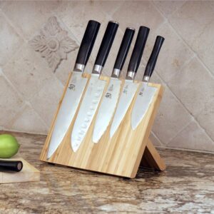 Bamboo Magnetic KNIFEdock - The kitchen Magnetic KNIFEdock has revolutionized storing and displaying your knifes both elegantly, and safely. This KNIFEdock keeps your cutlery close at hand.