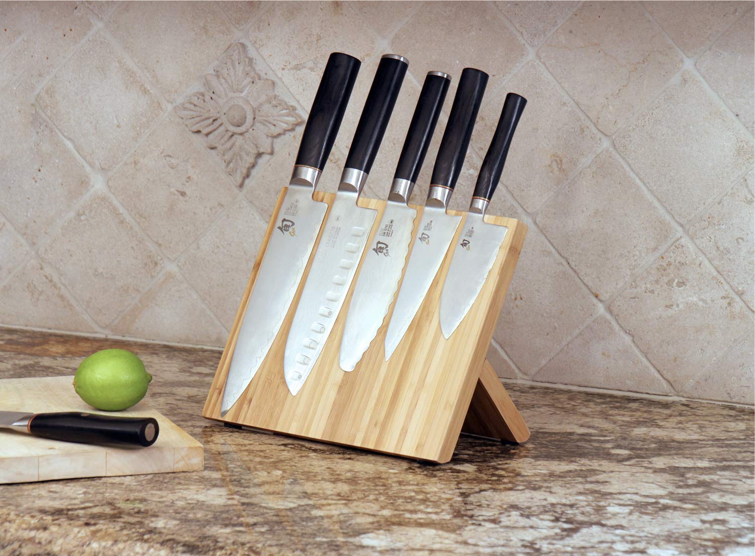 Bamboo Magnetic KNIFEdock - The kitchen Magnetic KNIFEdock has revolutionized storing and displaying your knifes both elegantly, and safely. This KNIFEdock keeps your cutlery close at hand.