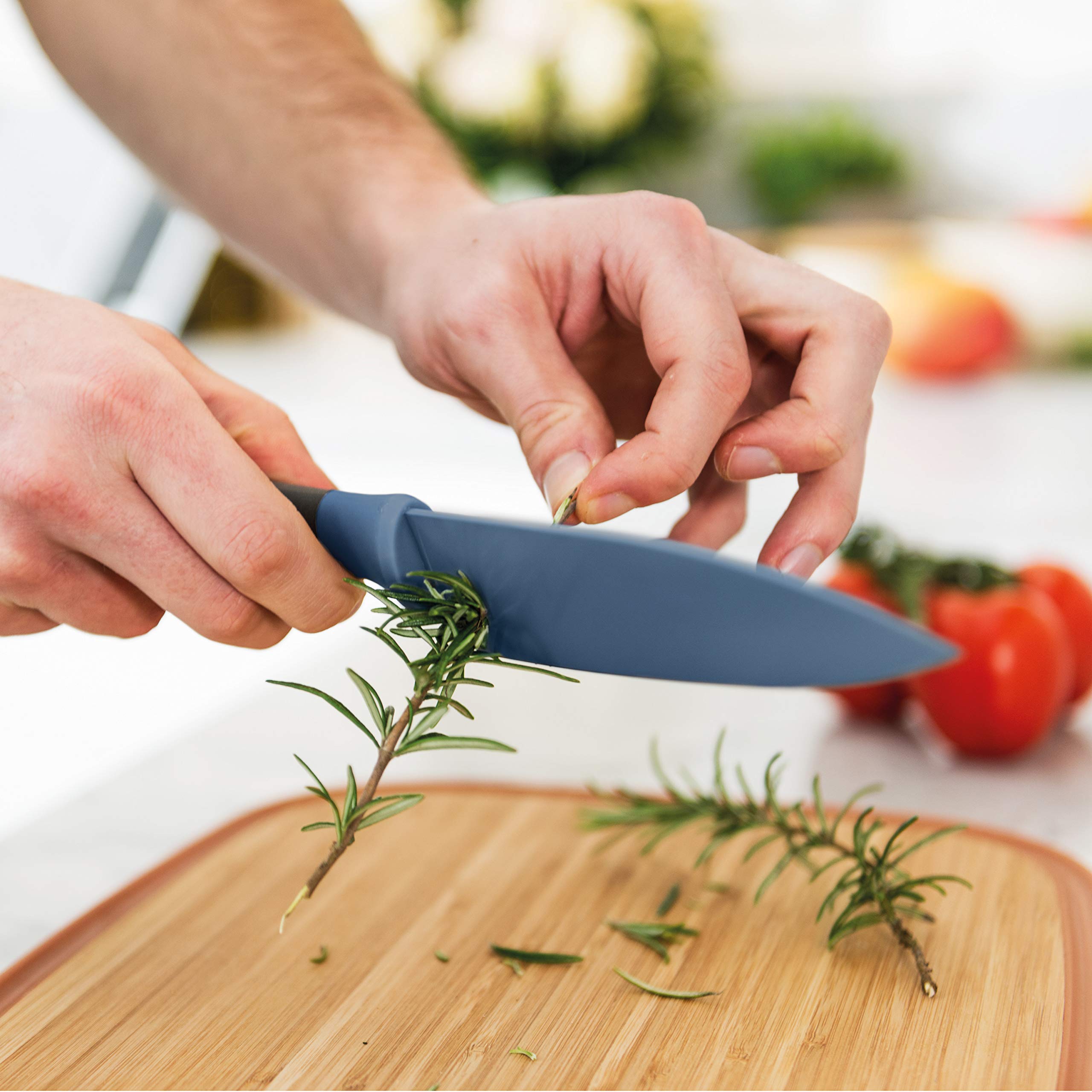 BergHOFF Leo Ceramic Coated Non-Stick Small Chefs Knife with Herb Stripper, 14cm, Stainless Steel, Blue, 6 x 26.5 x 2 cm