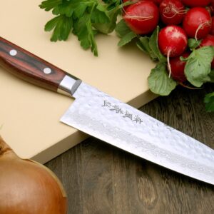 Yoshihiro VG-10 16 Layer Hammered Damascus Stainless Steel Santoku Chefs Knife (7'' (180mm))