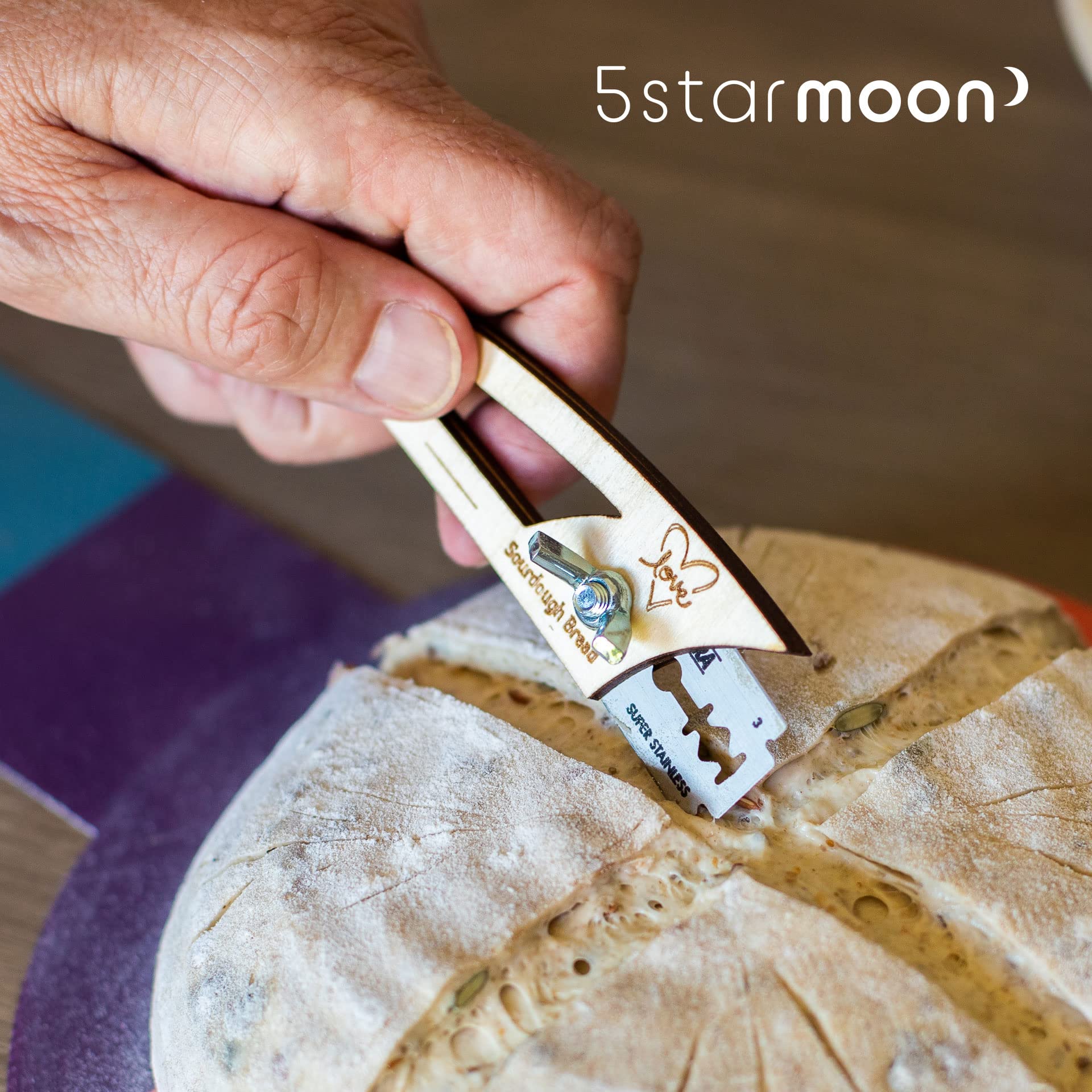 5 star moon US Designed - THE SHARK Bread Lame, Bread lame Tool for Rustic Sourdough Bread. This Artisan Baker Bread Lame used for Scoring Dough to Release Steam. Includes 1 lames 1 Protective pouch