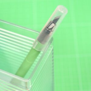 NT Cutter Resin Holder Art Knife, Green Holder, 1 Knife (D-401P-G)