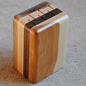 Wisconsinmade Walnut Steak Knife Block with Six Slots (Hickory and Walnut)