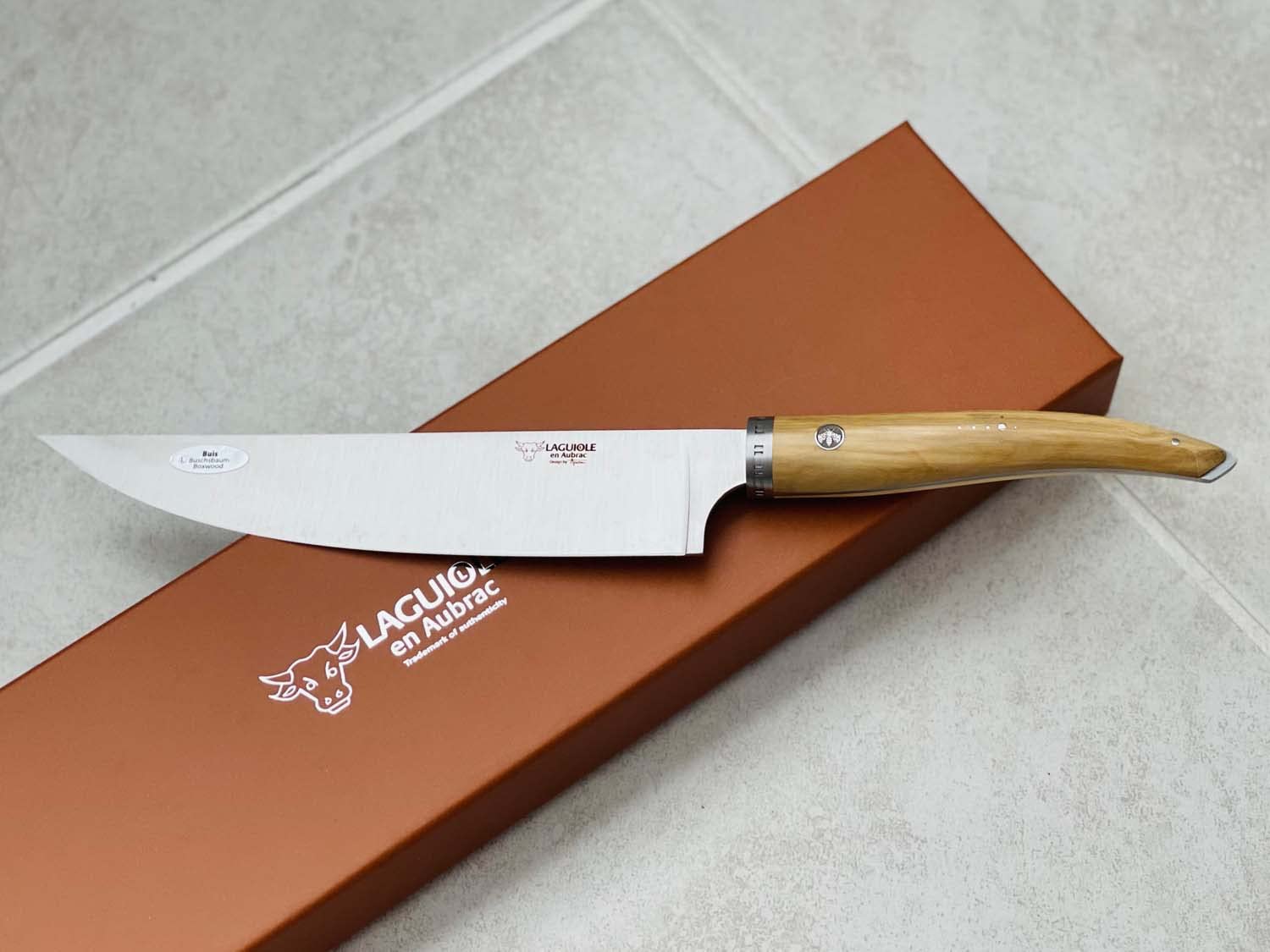 Laguiole en Aubrac Cuisine Gourmet Stainless Fully Forged Steel Made In France Cook's Chef 's Knife, 8-in / 20.3cm (Boxwood Handle)