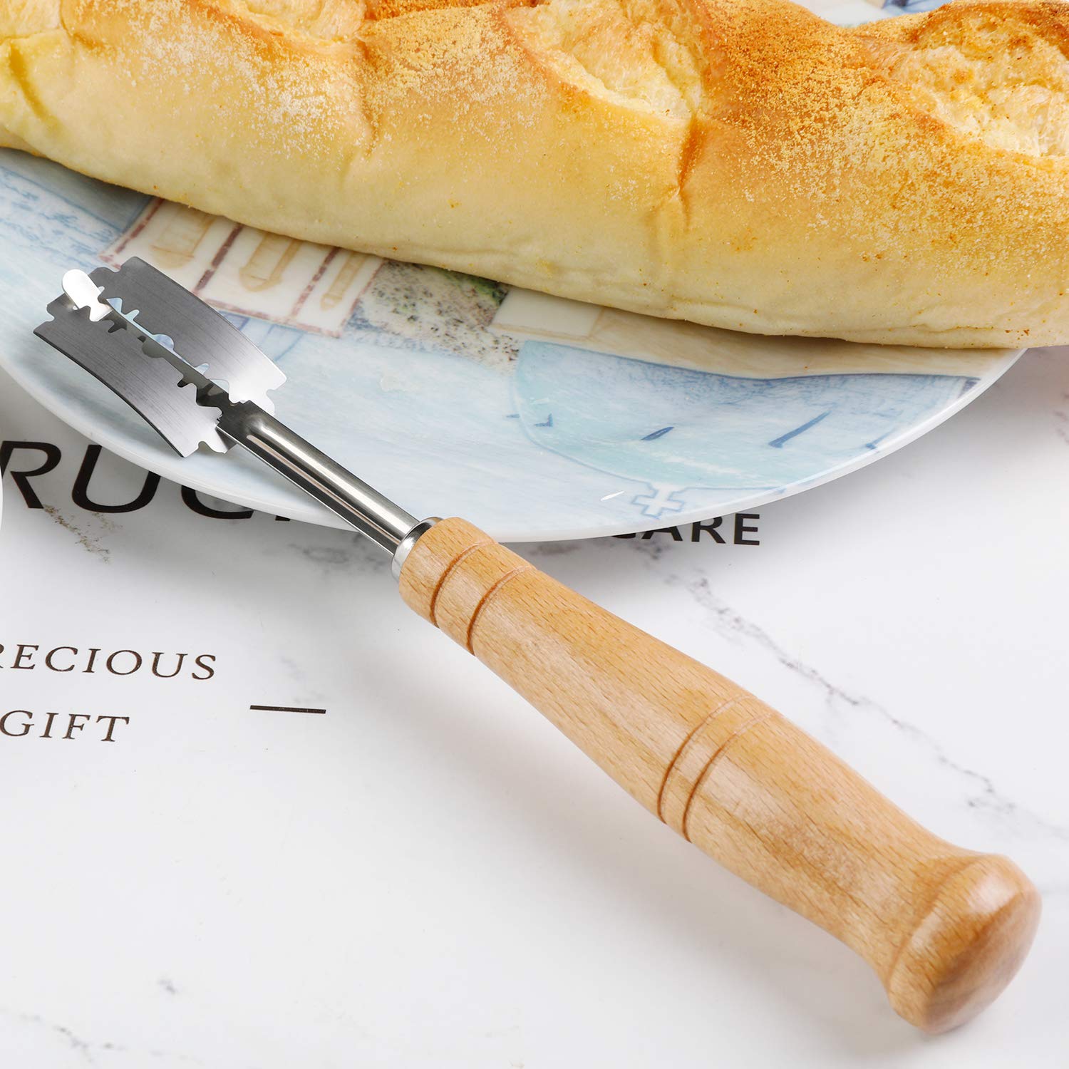 YellRin Bread Lame Slashing Tool Dough Bread Bakers Scoring Knife Tool with 14 Blades (Bread Lame)