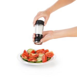 OXO Salt Grinder, Clear