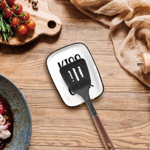 Hvukeke Ceramic Spoon Rest for Stove Top, Funny Kiss the Cook White Spoon Holders for Kitchen Counter, Modern Farmhouse Kitchen Cute Decor